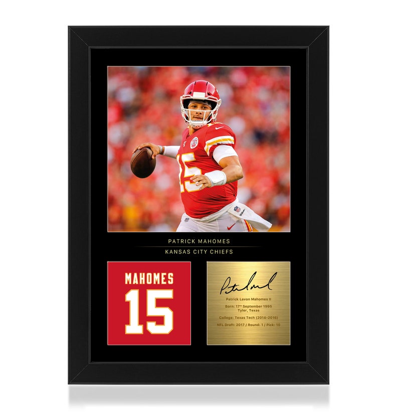 Patrick Mahomes Framed Display Gift With Reproduced Digital Signature ...