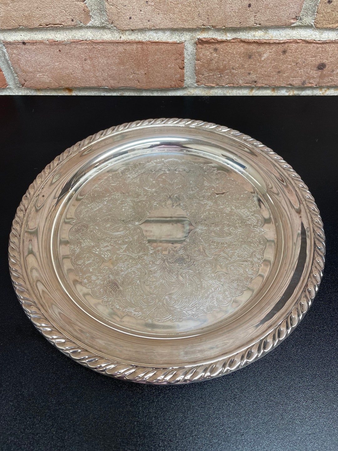 Vintage Round Silver Plate Tray by Oneida Double Lion and Shield Marked ...