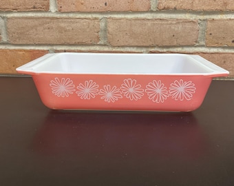 Vintage Pyrex Pink Daisy #575-B 2 Quart Space Saver Casserole Dish With ...