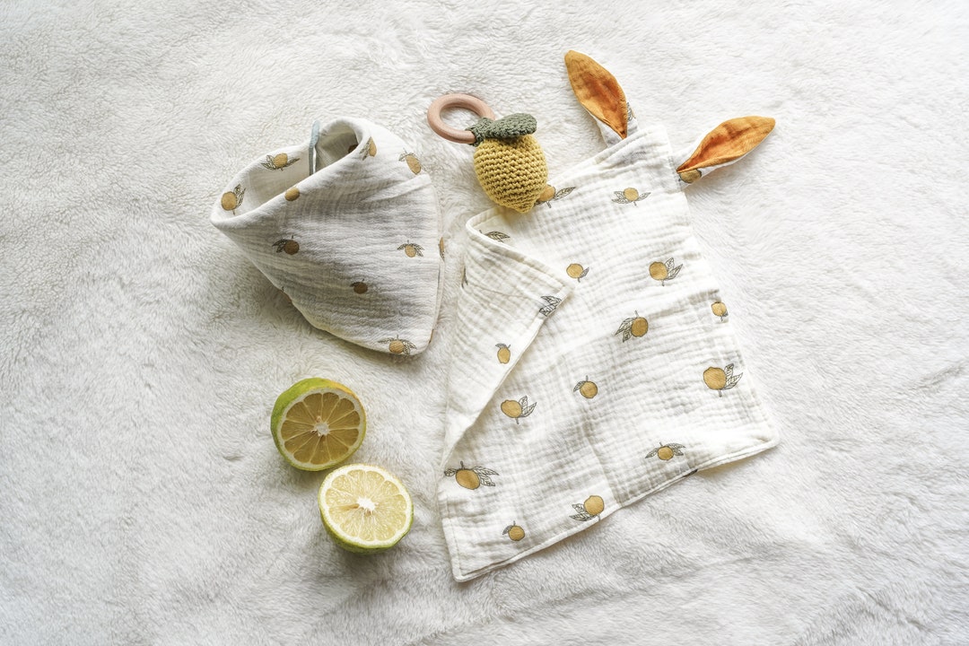 Gift Set of 3 Baby Muslin Lemon Comfort Blankets With Gripping Ring and ...