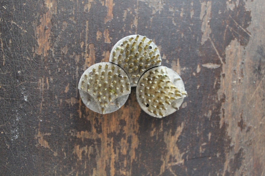 Set of 3 Small Round Interlocking Ikebana Flower Frogs Floral Design - Etsy
