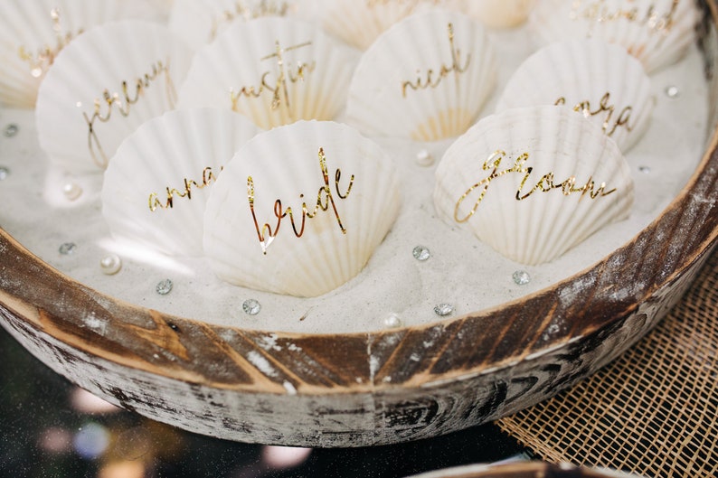 Scallop Seashell Place Cards Wedding| Wedding Name Cards | Beach ...