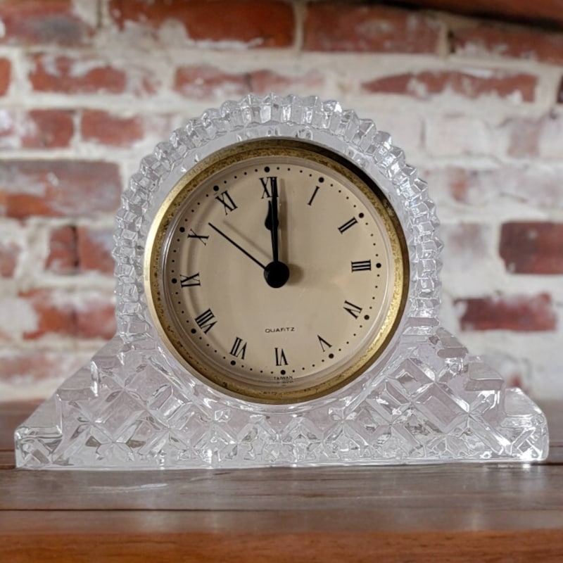 Vintage Desk Clock - Etsy