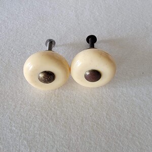 Set of Three Vintage Drawer Pulls/handles Cont. B 1988 B10470 Hardware ...