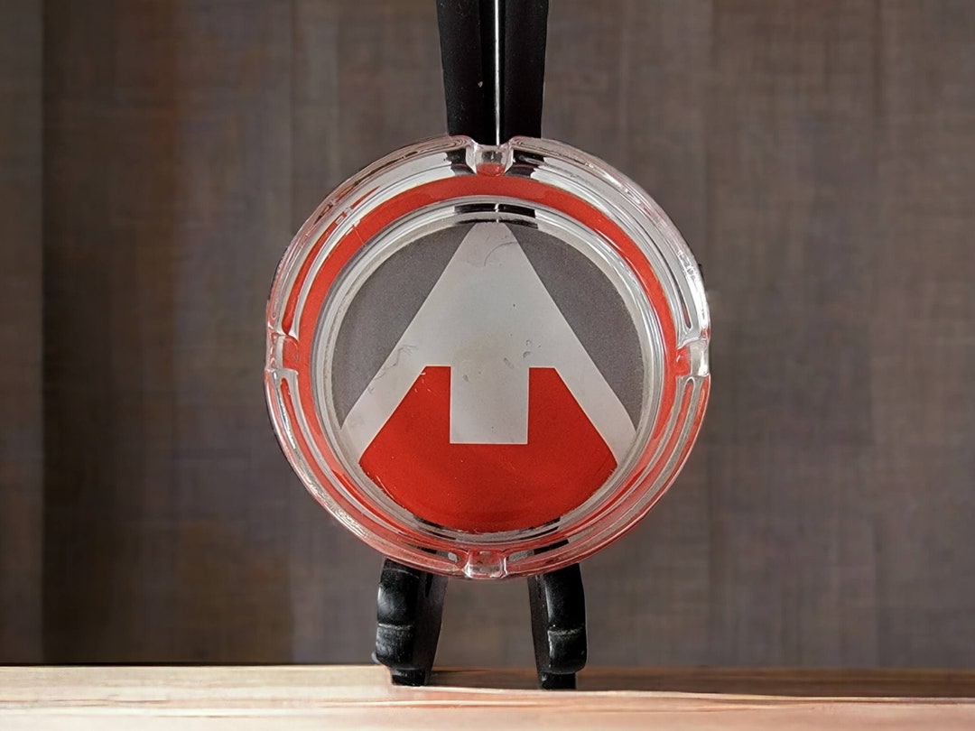 Marlboro Mile Promo Ashtray Glass 4" Round Logo Vintage Flavor Chase ...