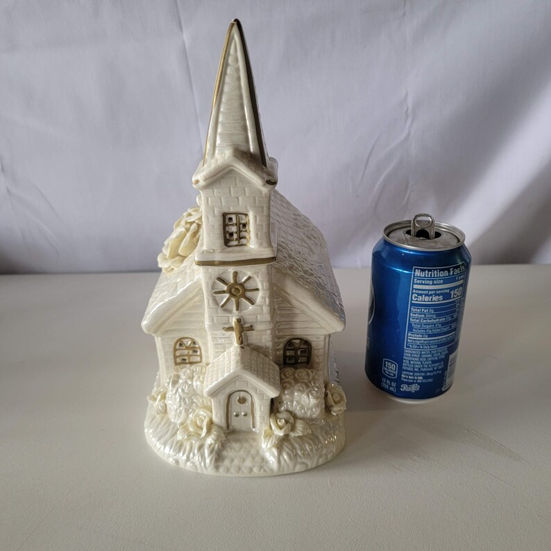 Vintage Ceramic Church Music Box With 3D Flowers Chapel Capodimonte ...
