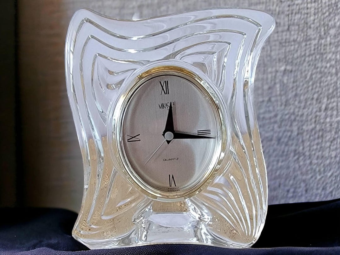 Mikasa Emotion Crystal Glass Mantle Table Clock Quartz Clear Silver ...