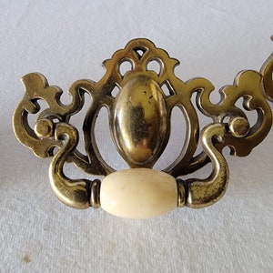 Set of Three Vintage Drawer Pulls/handles Cont. B 1988 B10470 Hardware ...