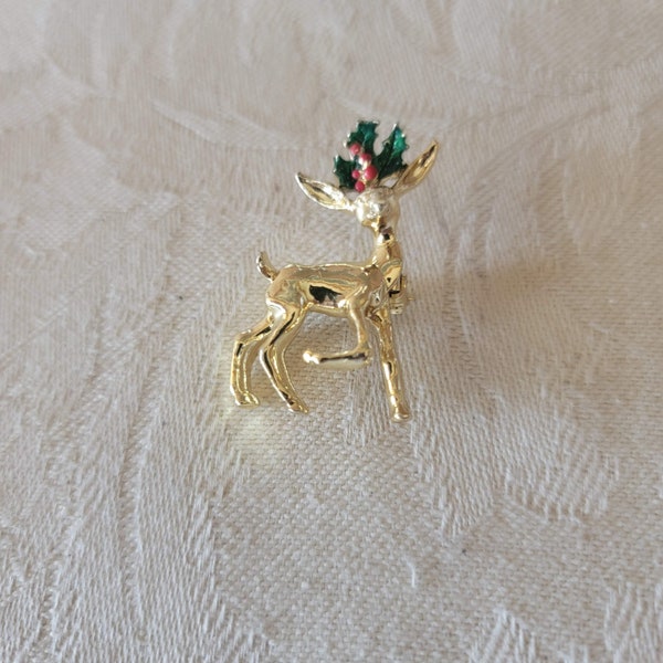 Reindeer Pin - Etsy