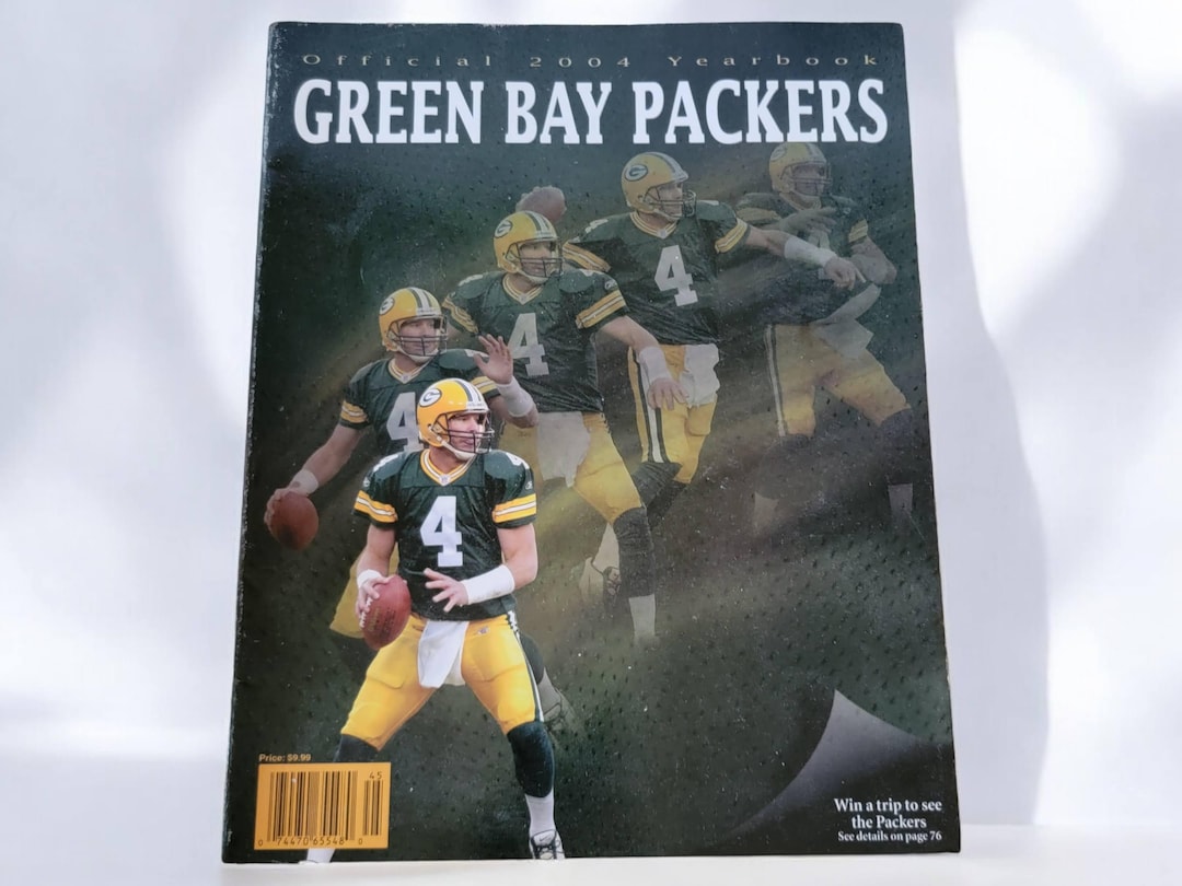 Official 2004 Yearbook Green Bay Packers Brett Favre Vintage NFL ...