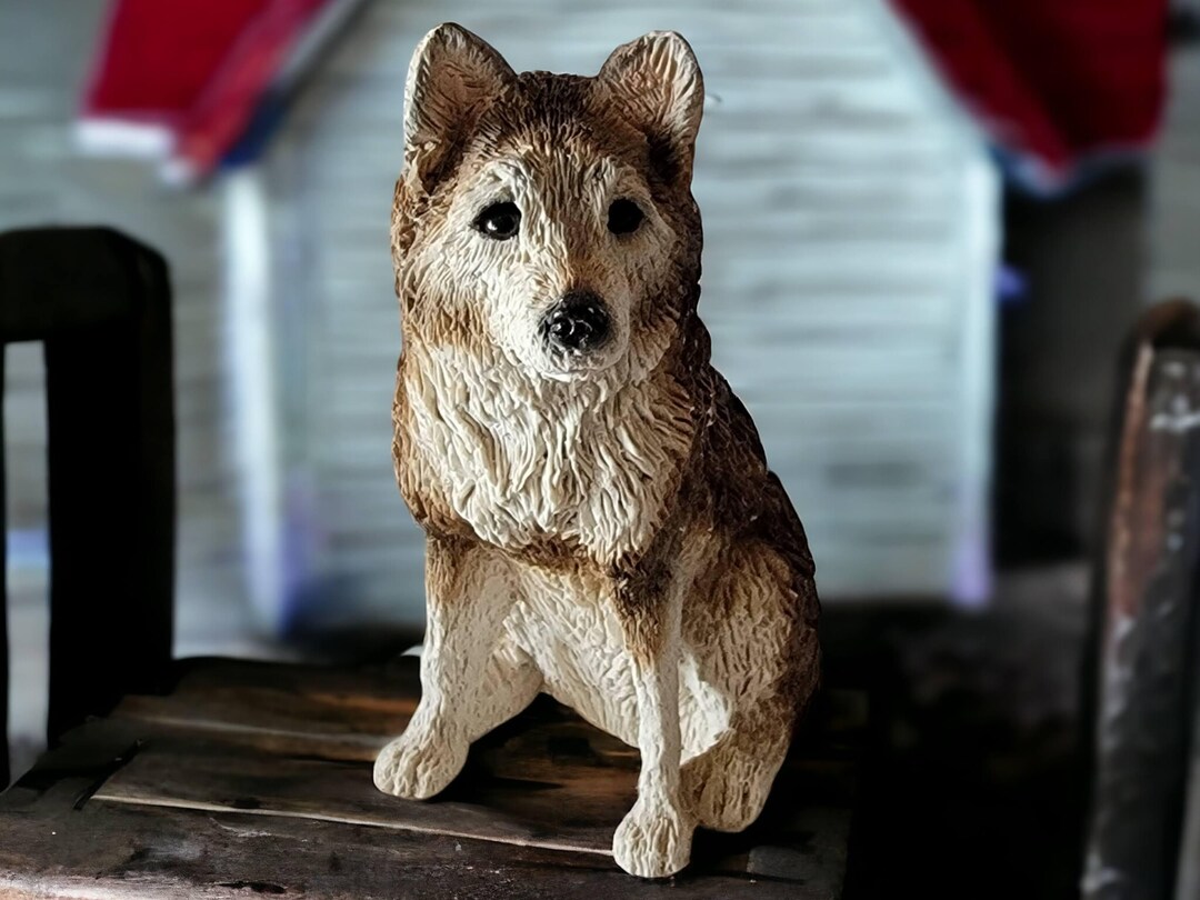 Vintage Stone Critters Wolf Sitting SC-579 Brown and White Wolf United ...