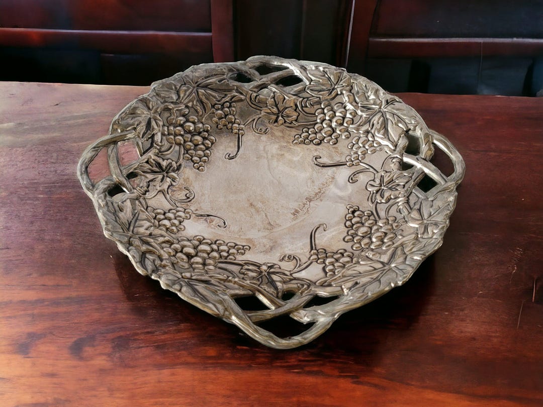 Vintage Godinger Silver Art Co Silver Plated Grape Cluster Serving Tray ...