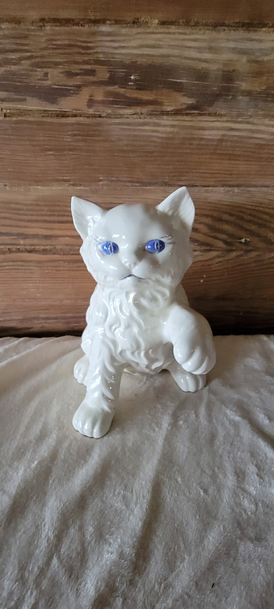 Millson 167 White Ceramic Porcelain Kitty Cat Figurine Blue Eyed ...