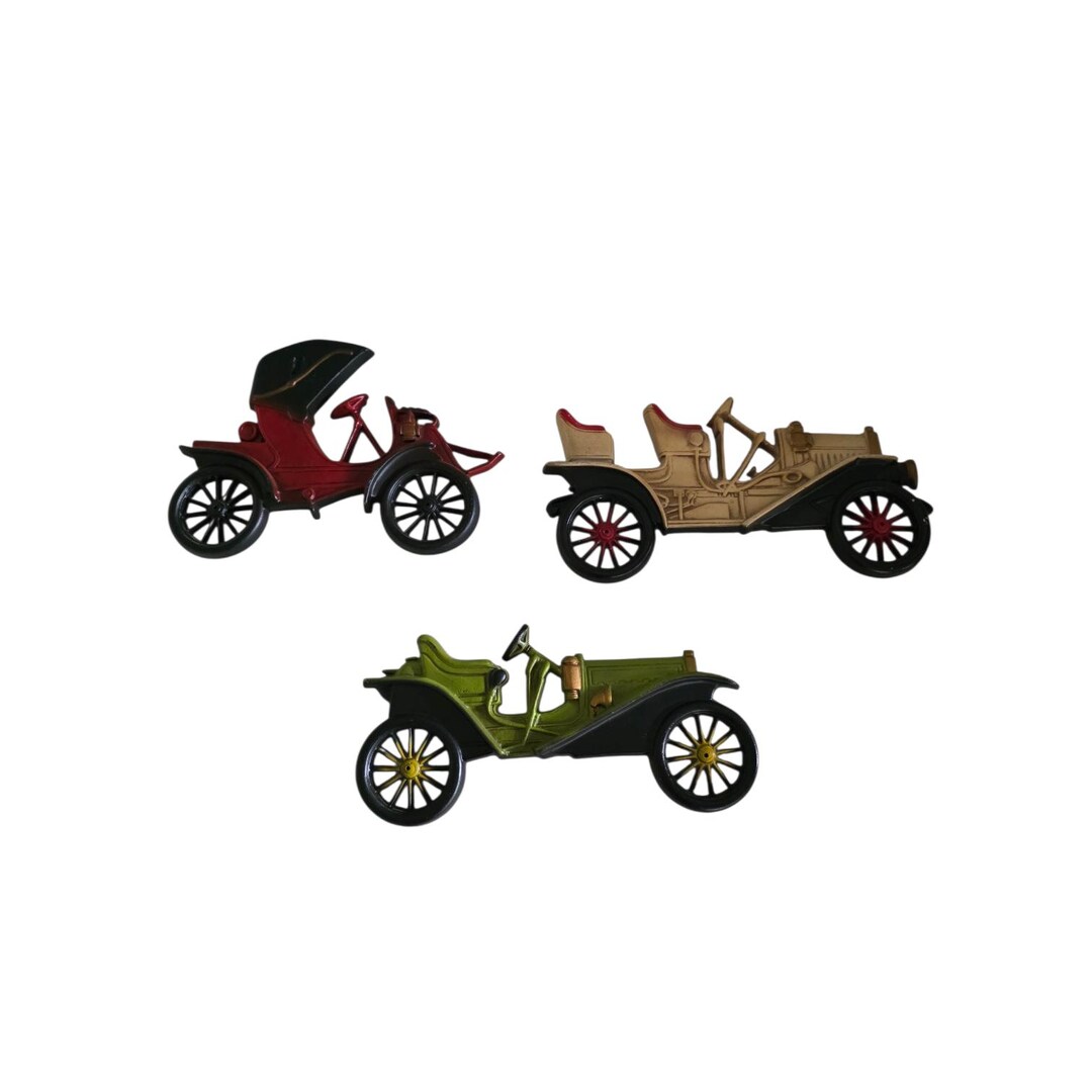 Three Cast Iron Vintage 1970s Antique Automobiles Wall Plaques Midwest ...