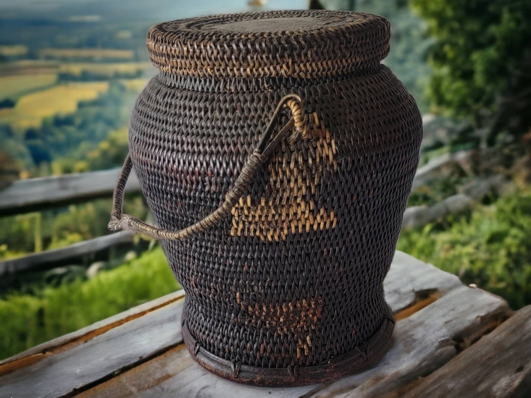 Vintage Filipino Ulbong Handwoven Bamboo and Rattan Lidded Rice Basket ...