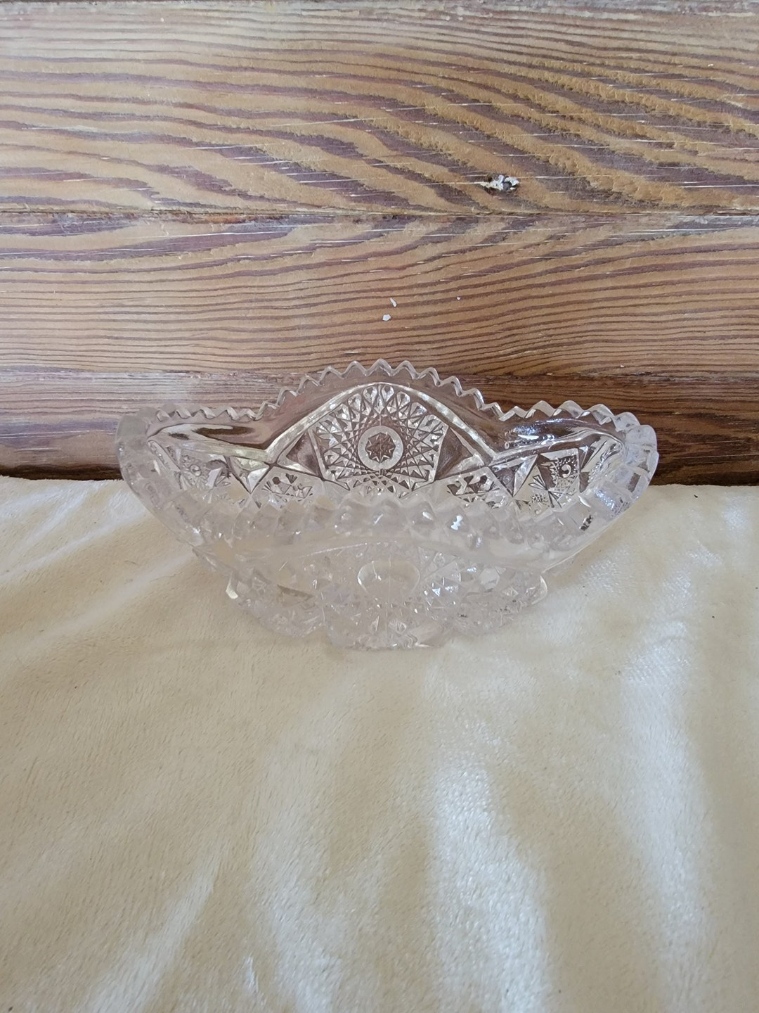 Oval Pressed Glass Bowl Hobstar Pattern Scalloped on Sawtooth Rim Bowl ...