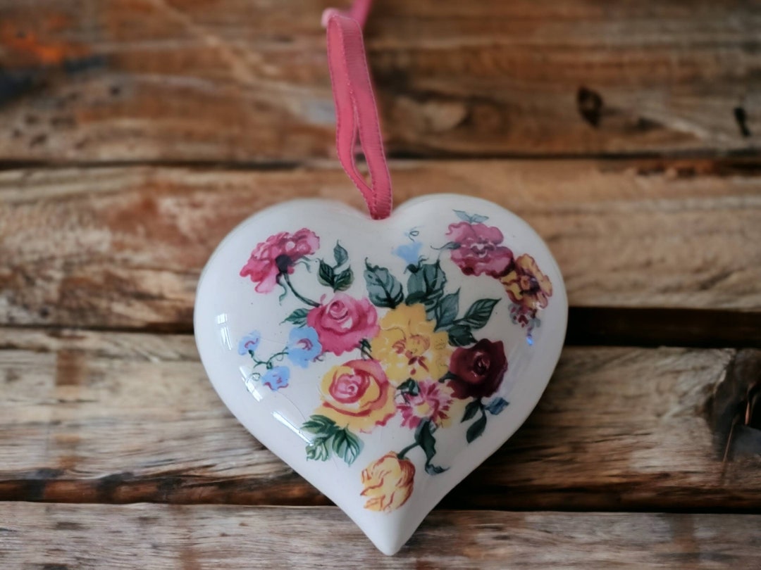 Vintage Heart Shaped Potpourri Holder Ceramic Heart Scent Diffuser ...