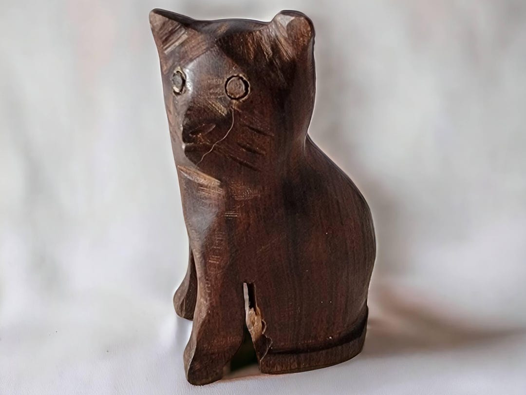 Vintage Carved Wooden Cat Figurine Walnut Seated Folk Art Sculpture ...