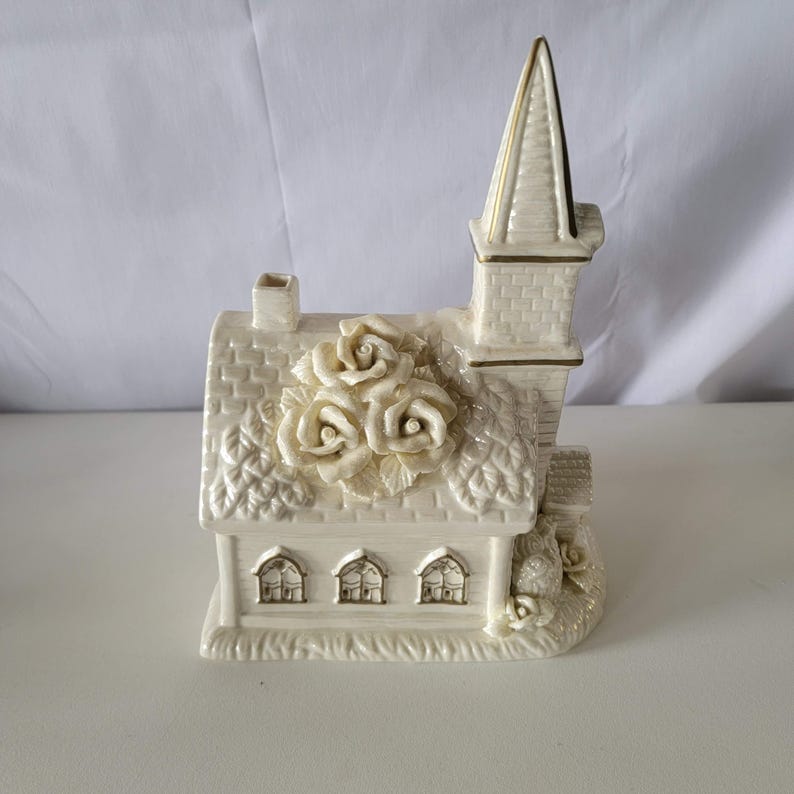 Vintage Ceramic Church Music Box With 3D Flowers Chapel Capodimonte ...