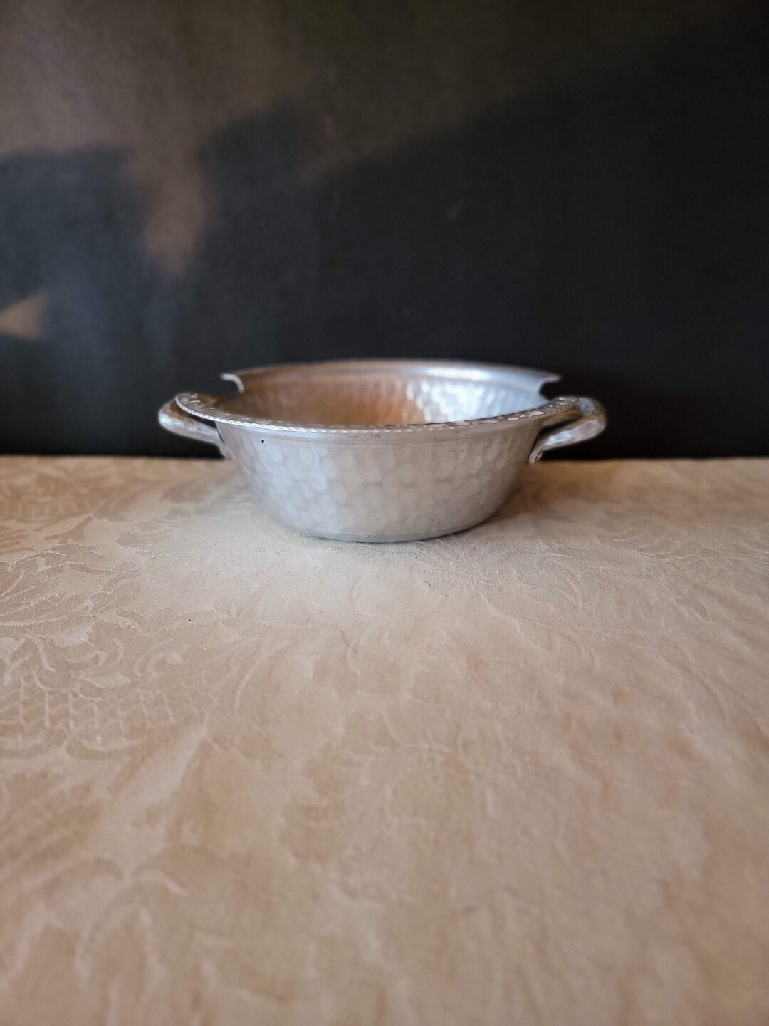 Everlast Metal Hand Forged Hand Wrought Bowl, Hammered Aluminum Handled ...