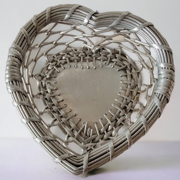 Wire Heart Basket - Etsy