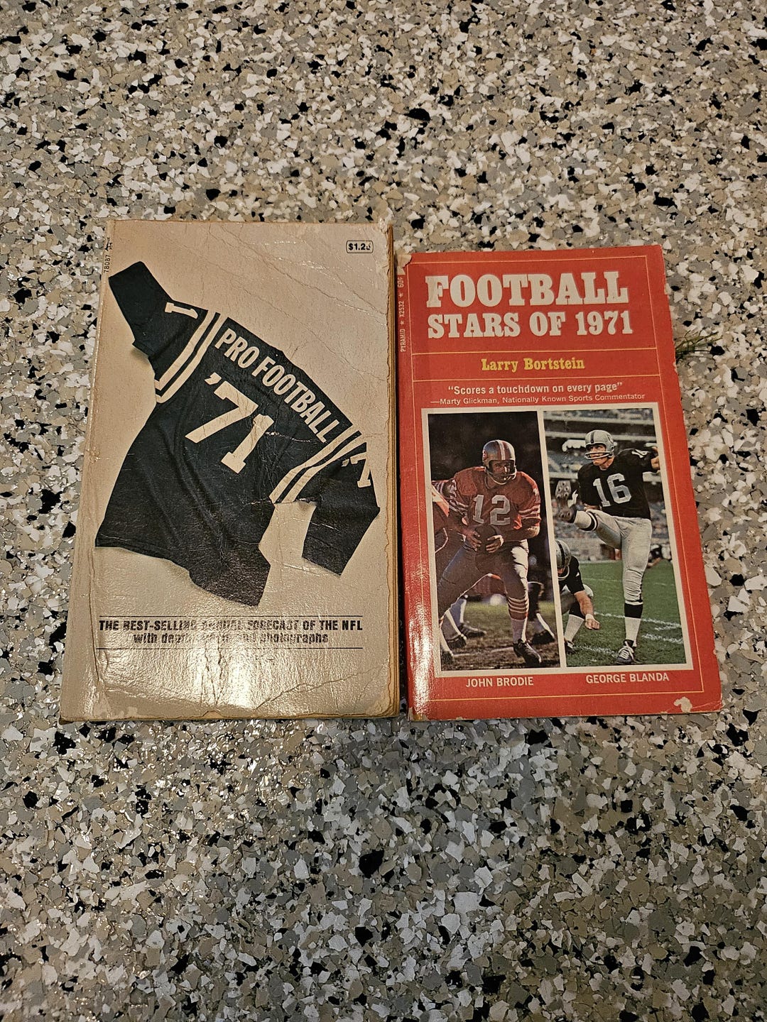 2 Vintage Football Books From 1971 - Etsy