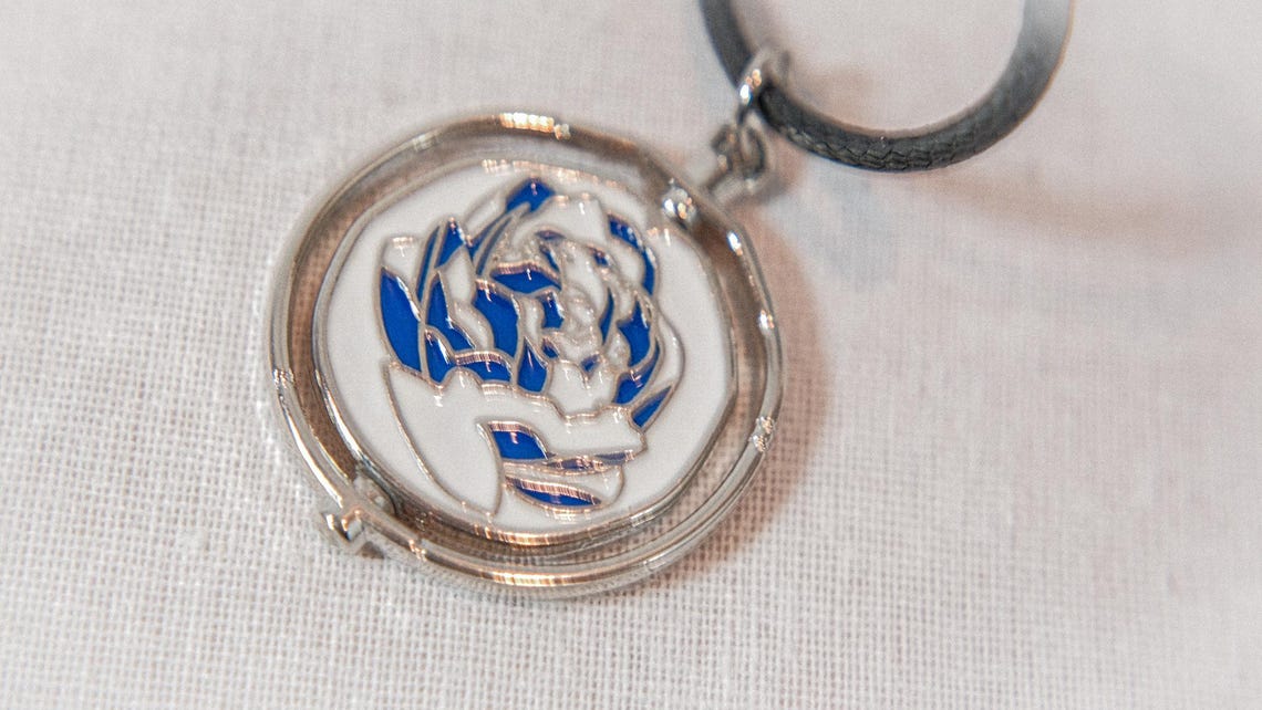 Arcane Interactive Rose Pendant (powder/ekko Necklace) - Etsy