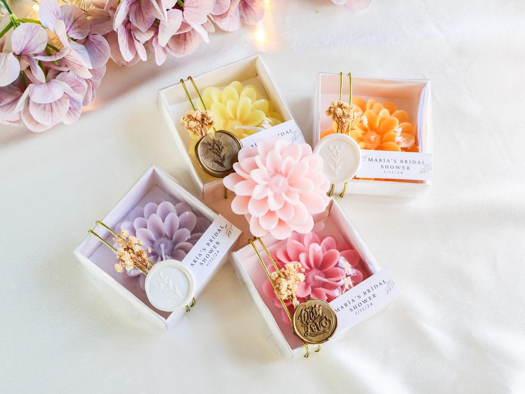 Customized Lotus Flower Candle Favors for Wedding Engagement Bridal ...