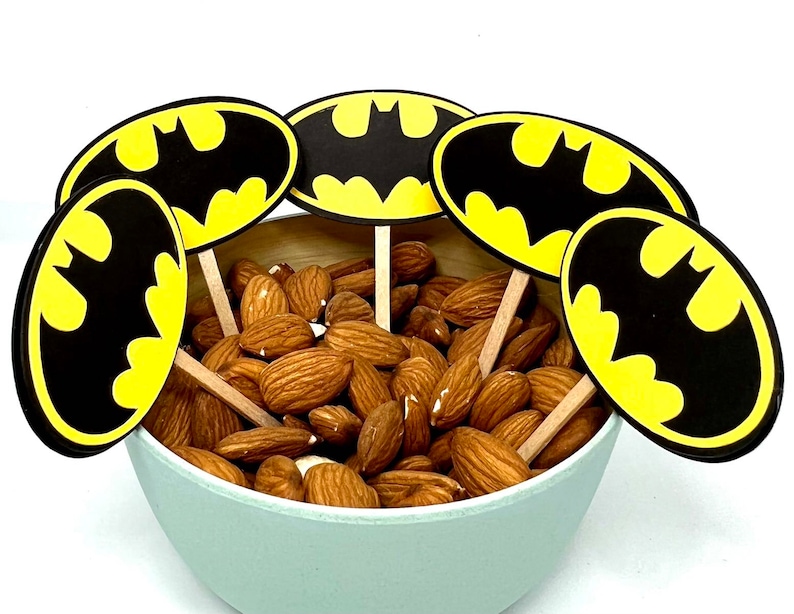 Batman Logo Cupcake Toppers Birthday Cupcake Toppers - Etsy