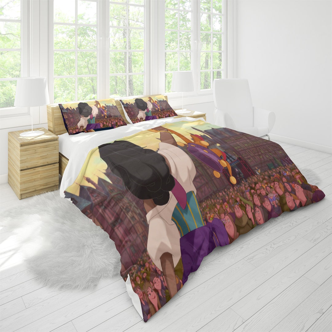 The Hunchback of Notre Dame Three Piece Fashion Pattern Bedding Set ...
