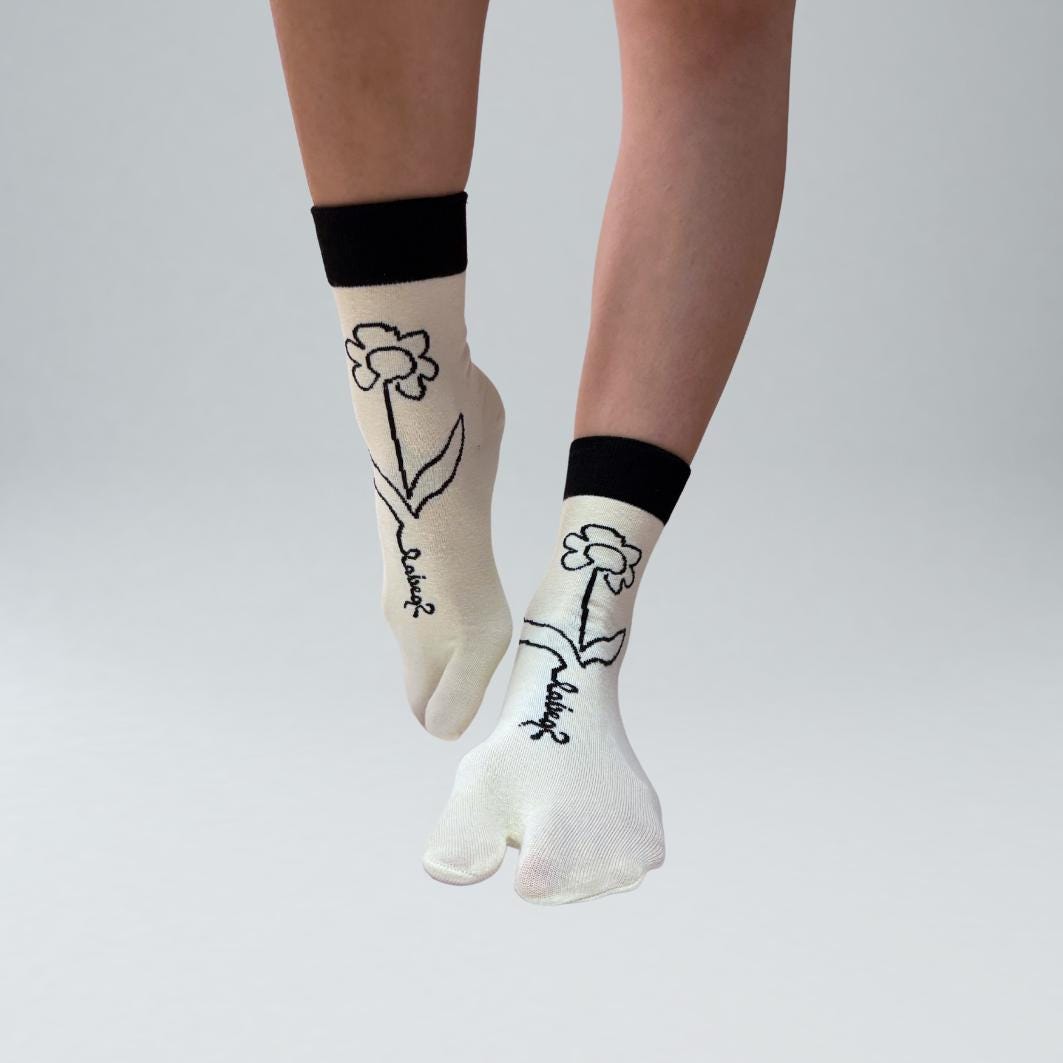 Minigooose | Tabi Split Toe Pattern Short Socks - Etsy