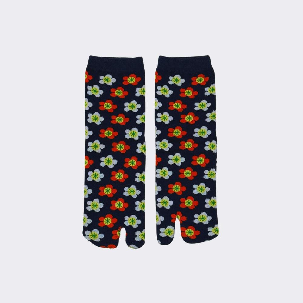 Minigooose | Traditional Tabi Split Toe Pattern Socks - Etsy