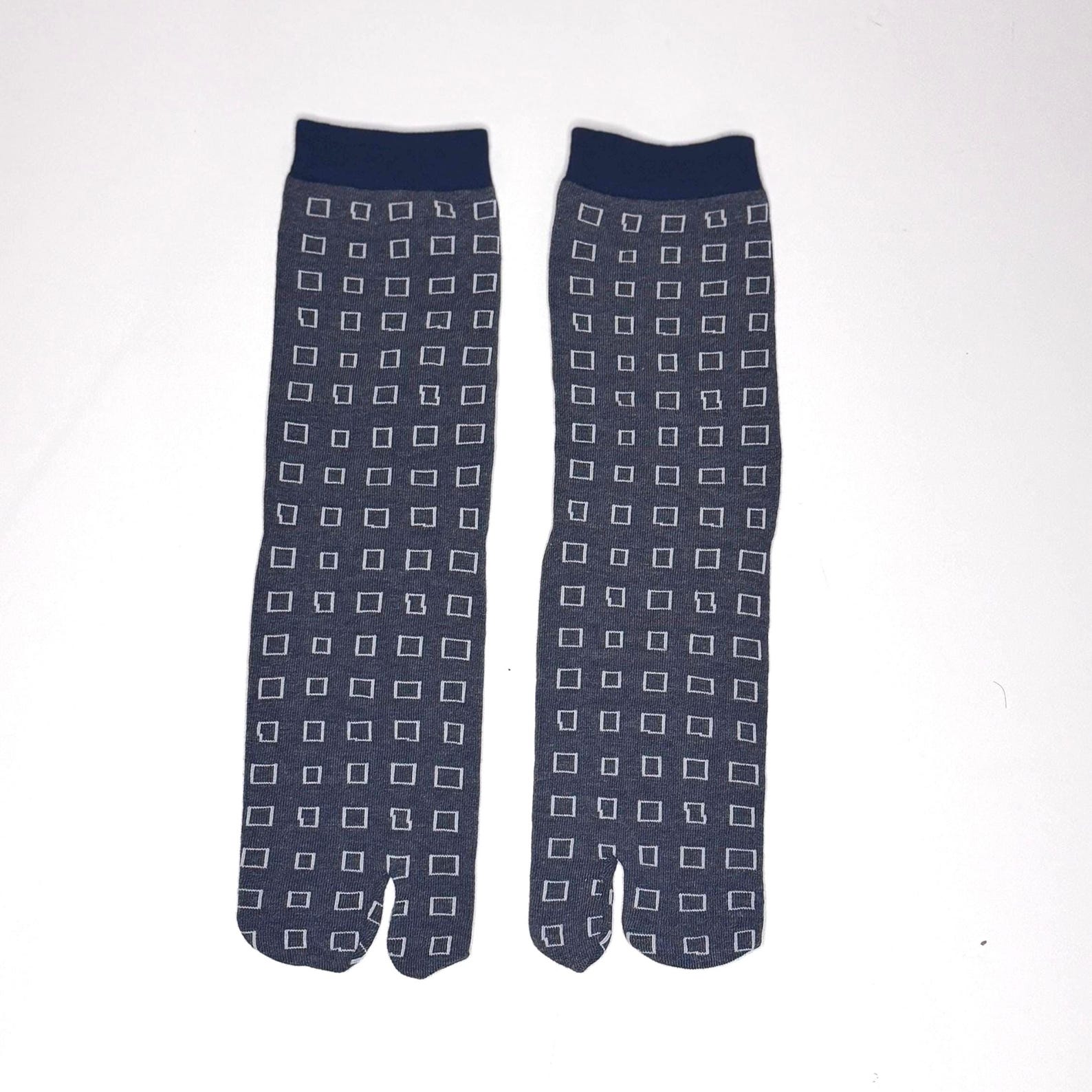 Minigooose | Tabi Split Toe Pattern Crew Socks - Etsy