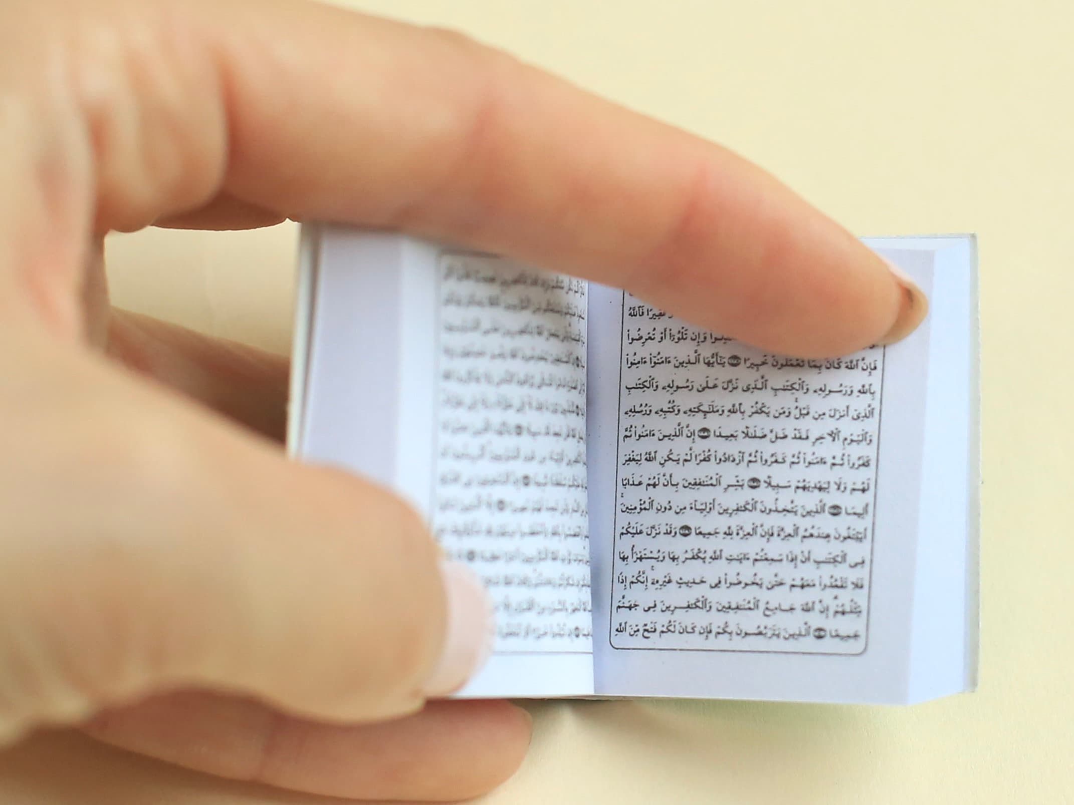 Miniature Holy Bible Books for Dollhouse 1:12 With OPENABLE & READABLE ...