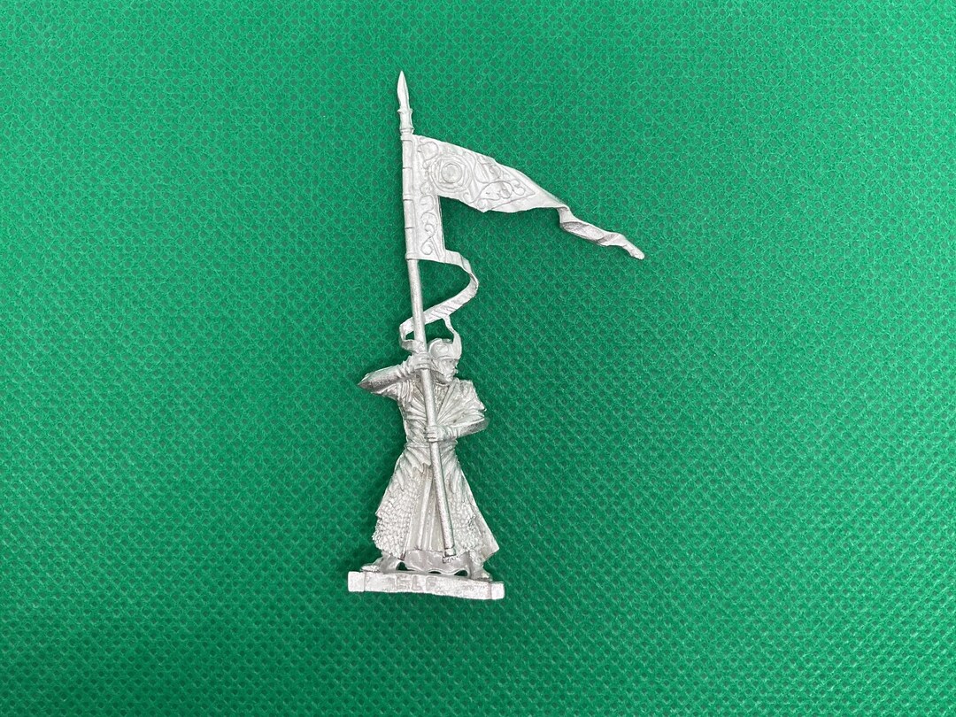 Lord of the Rings LOTR MESBG Galadhrim Elf Banner Bearer (heroes of ...