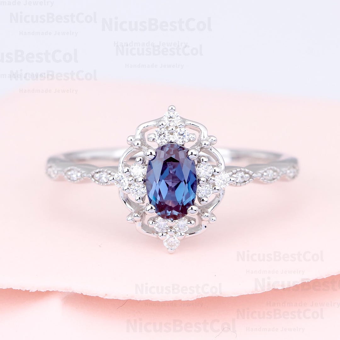Vintage Oval Lab Created Alexandrite Engagement Ring 925 Sterling ...