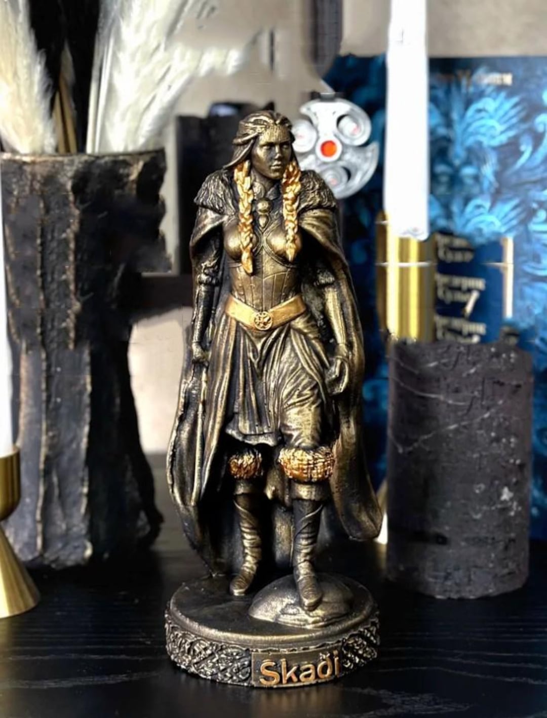 Altar Skadi Statue – Norse Goddess Skadi Figurine, Winter, Ski ...
