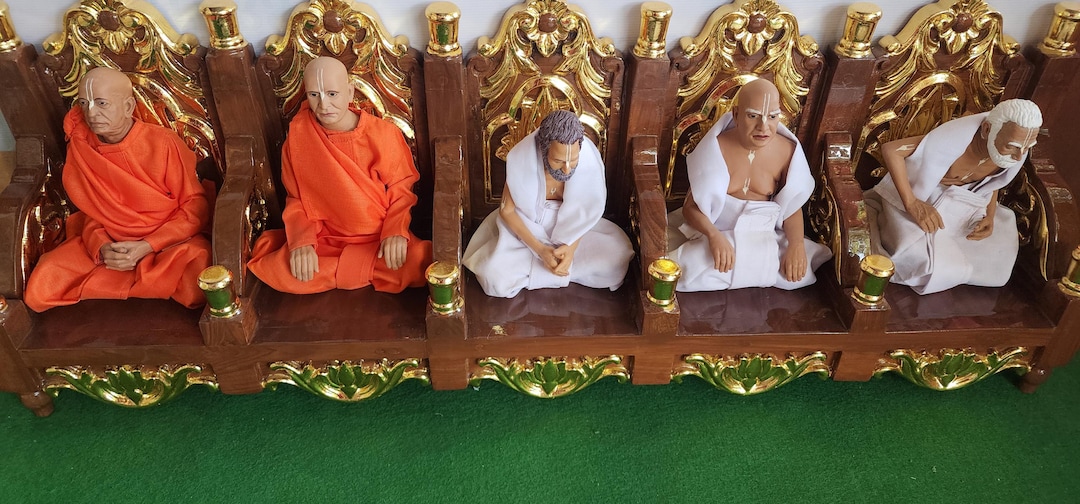 Iskcon Guru Parampara 7inch With Teak Wood Sinhasan , Temple ...