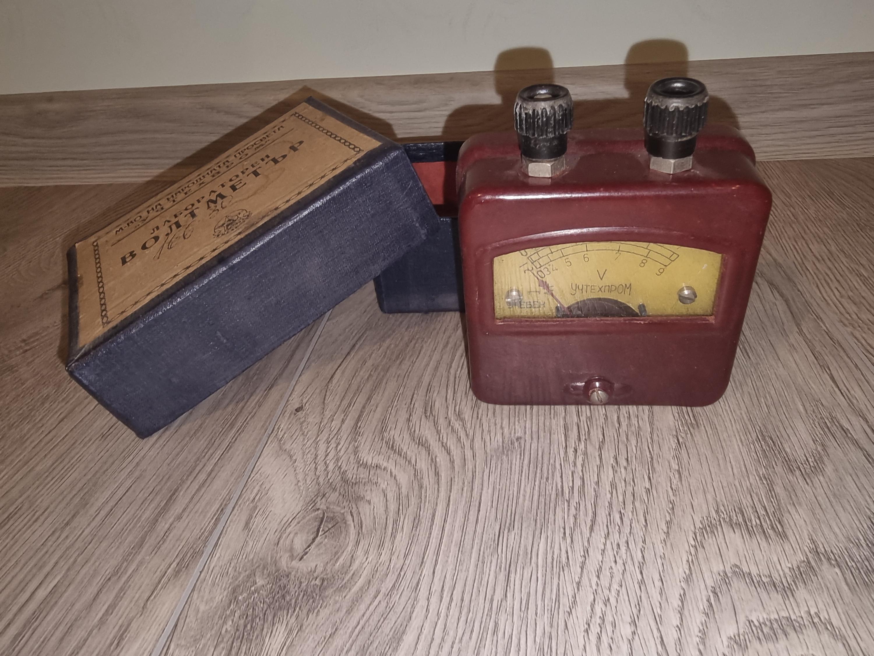 Vintage Laboratory Voltmeter. Bakelite 1960 - Etsy