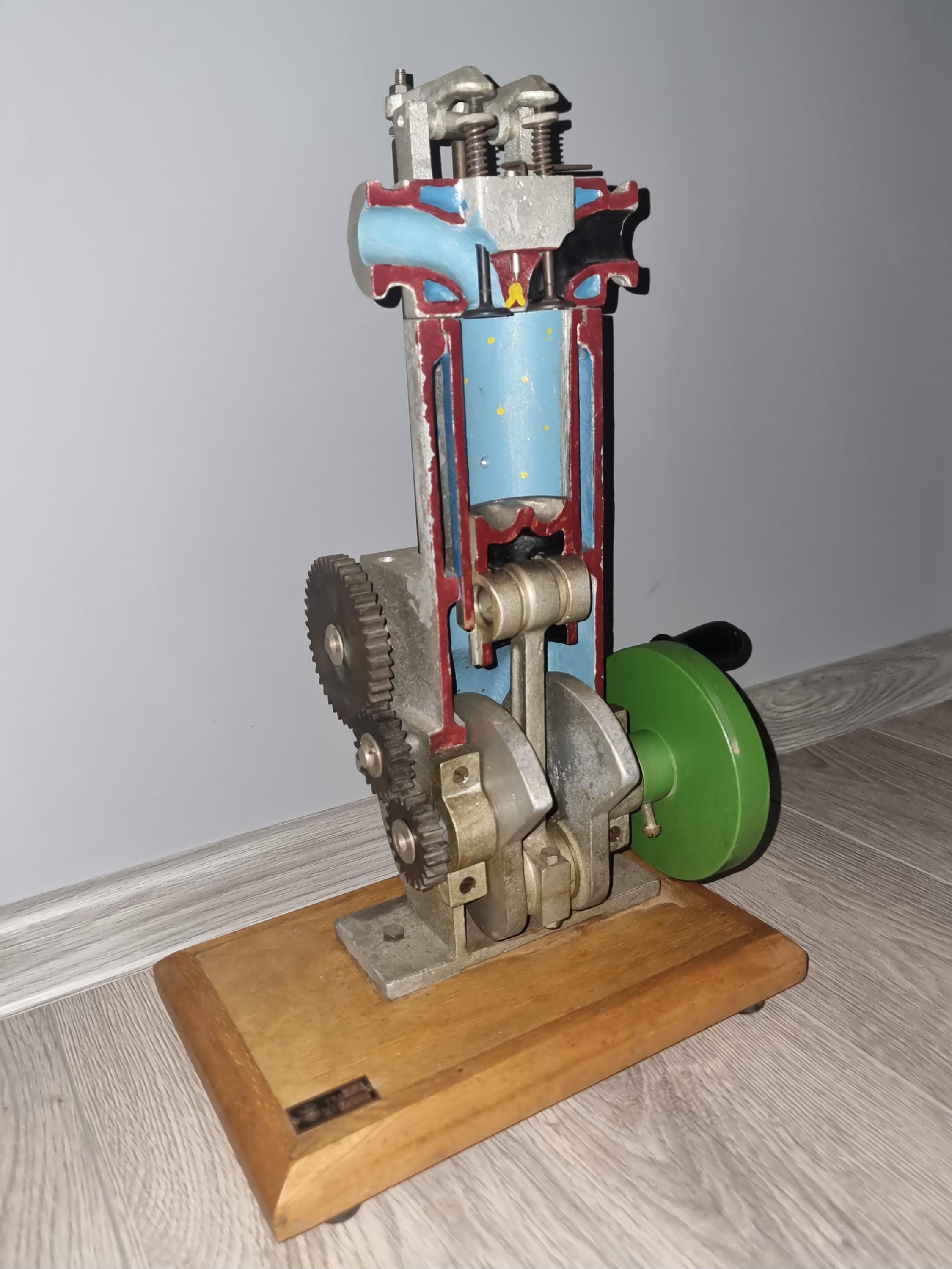 Vintage Model of an Internal Combustion Engine. Industrial Style - Etsy