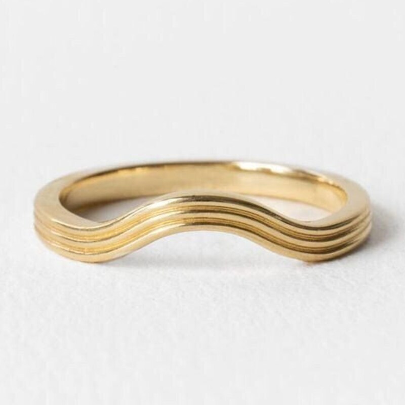 Contour Wedding Band - Etsy