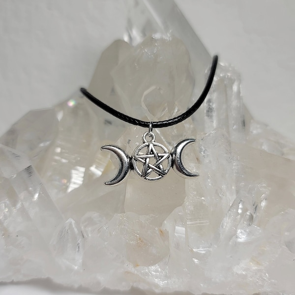 Wiccan Triple Moon Goddess Pentagram Necklace - Etsy