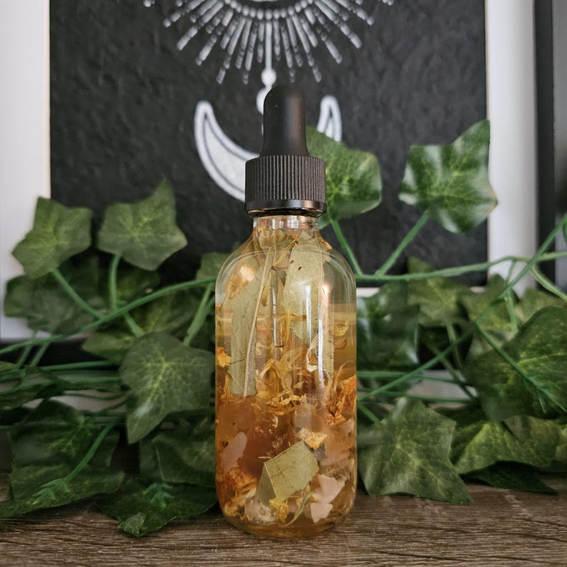 Apollo Ritual Oil - Greek God of the Sun, Healing, Prophecy, and Music ...