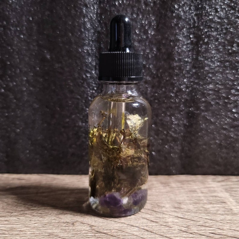 Artemis Ritual Oil - Greek Goddess of the Moon, the Hunt, Wilderness ...