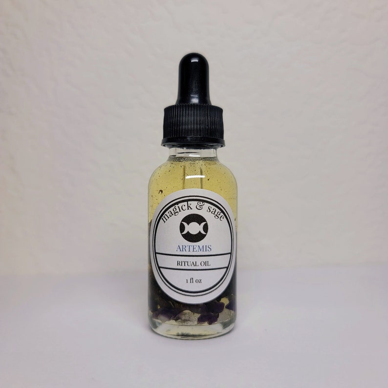 Artemis Ritual Oil - Greek Goddess of the Moon, the Hunt, Wilderness ...