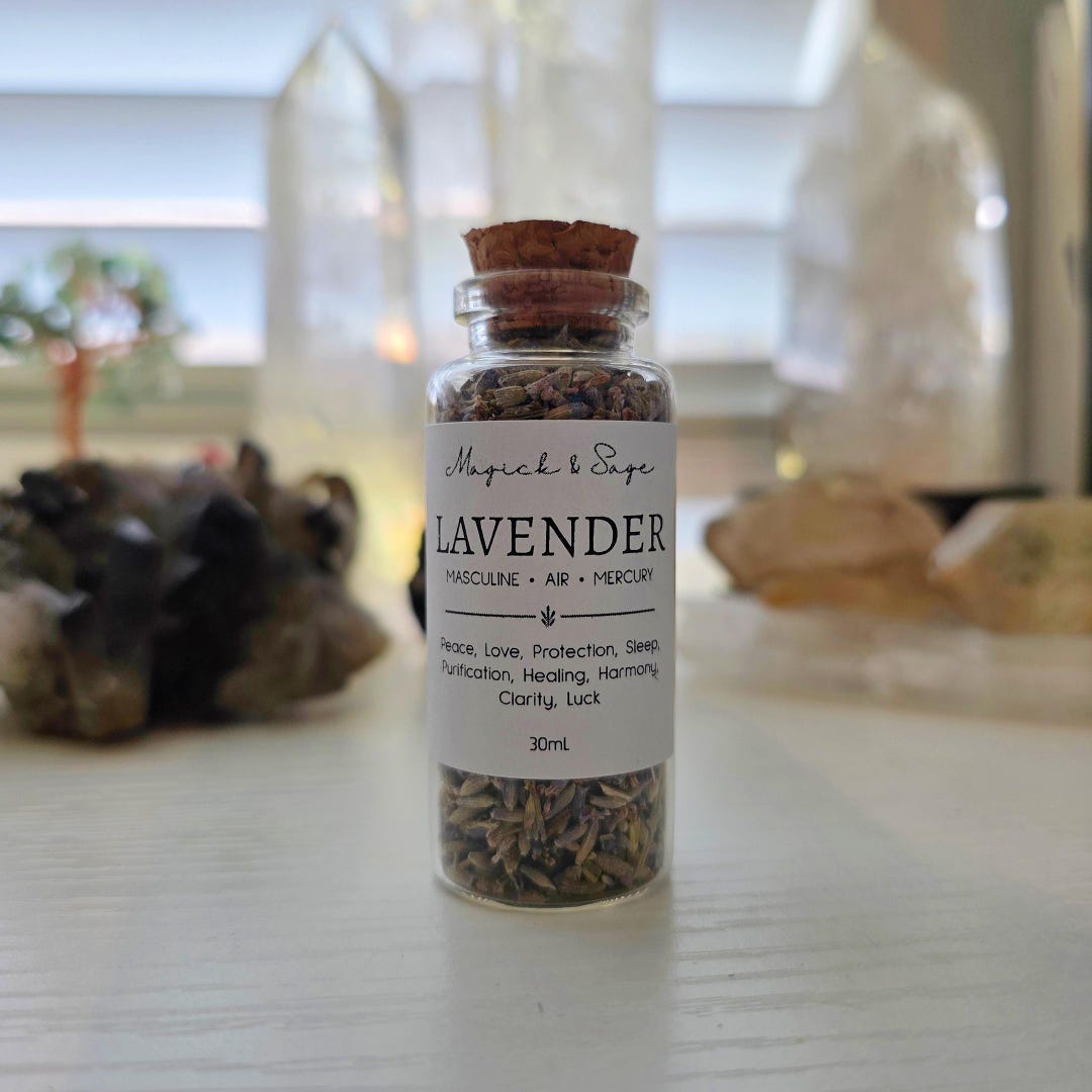 Dried Lavender in Glass Vial - Crafts and Aromatherapy, 30ml Apothecary ...