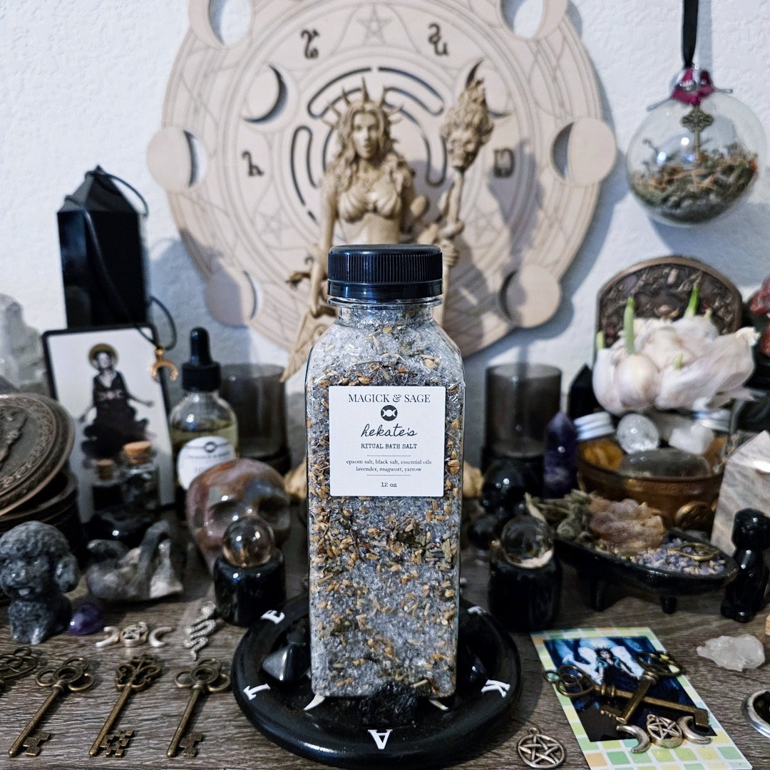 Hekate's Ritual Bath Salt - Goddess of Crossroads, Witchcraft, Magick ...