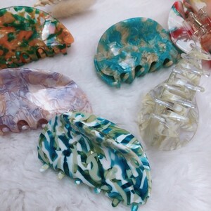 Middle Size 7.5cm Shell Shape Hair Claw, Spring Colour Cellulose ...