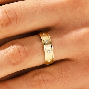 6mm Solid Gold Men's Ten Stone Diamond Wedding Band • BEVELED • MATTE ...