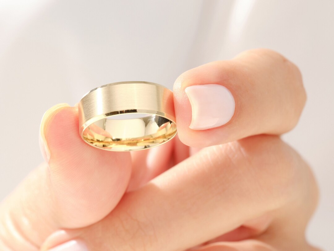 7mm Yellow Gold Bevel Wedding Band • BEVELED EDGE • MATTE • 10k, 14k ...